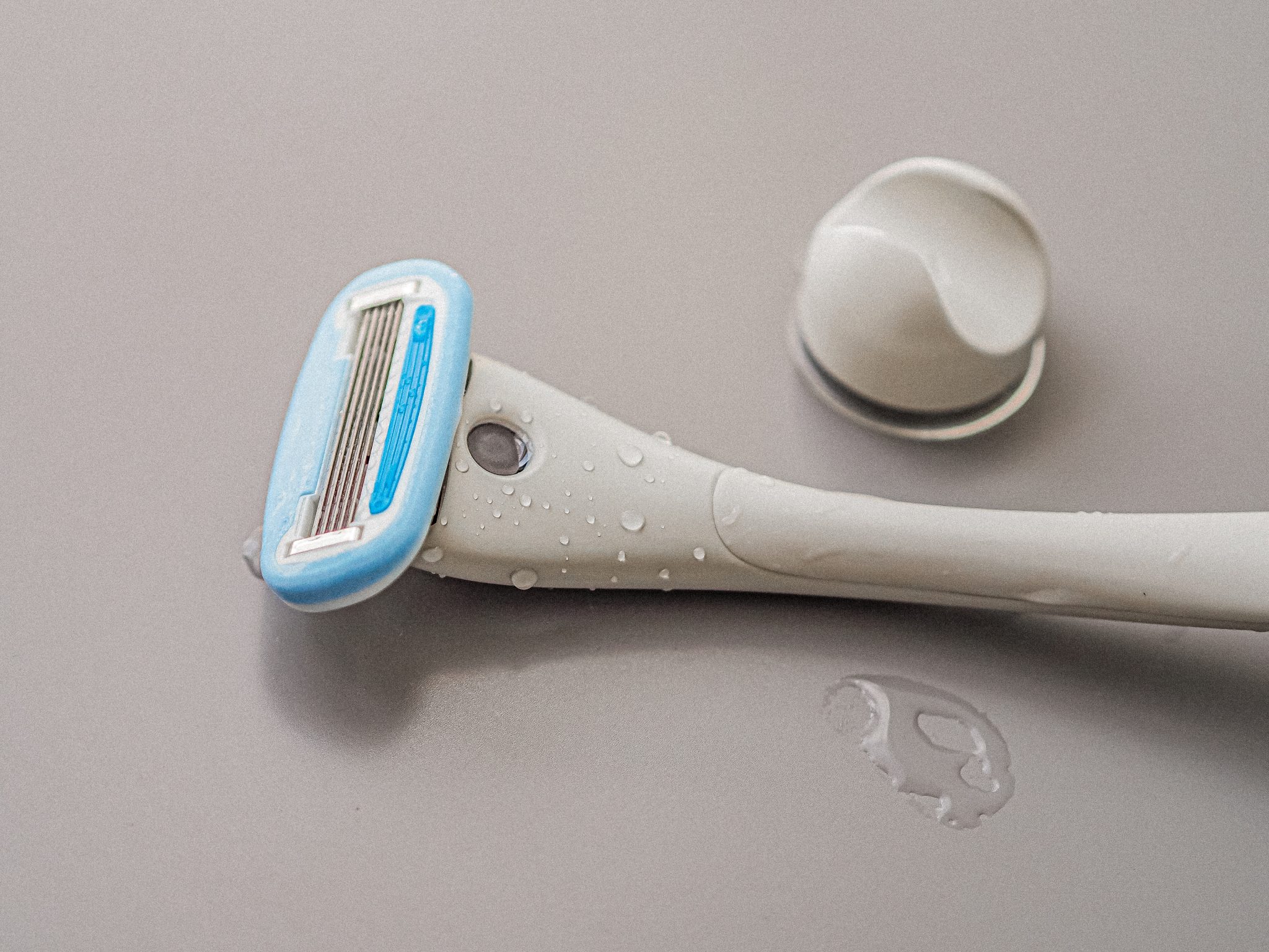 Estrid Razor | The sustainable, vegan shaving subscription - Laura Kate ...